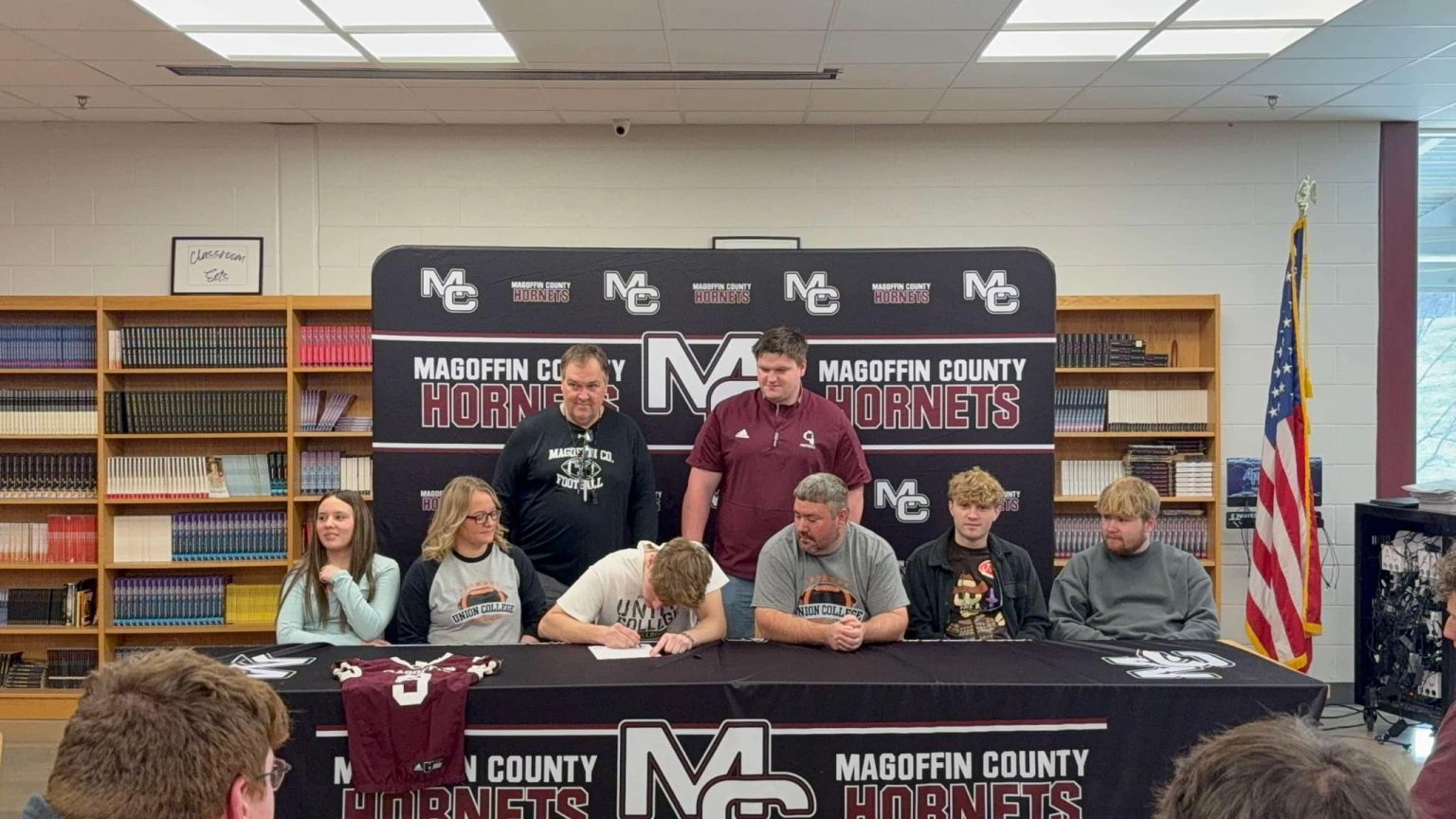 Standifer signs with UCU – Salyersville Independent