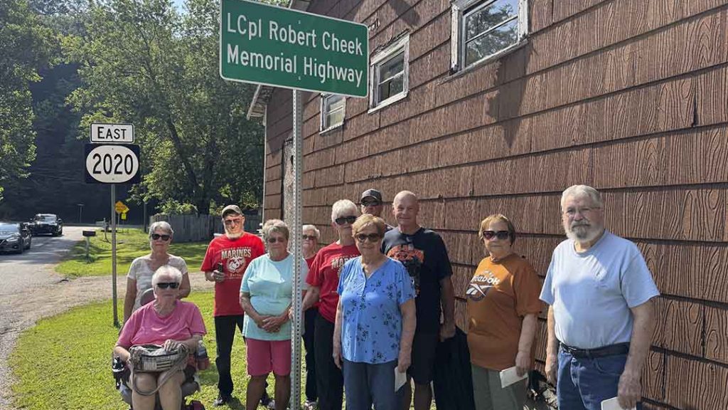 Veteran road dedication for LCpl Robert Cheek – Salyersville Independent
